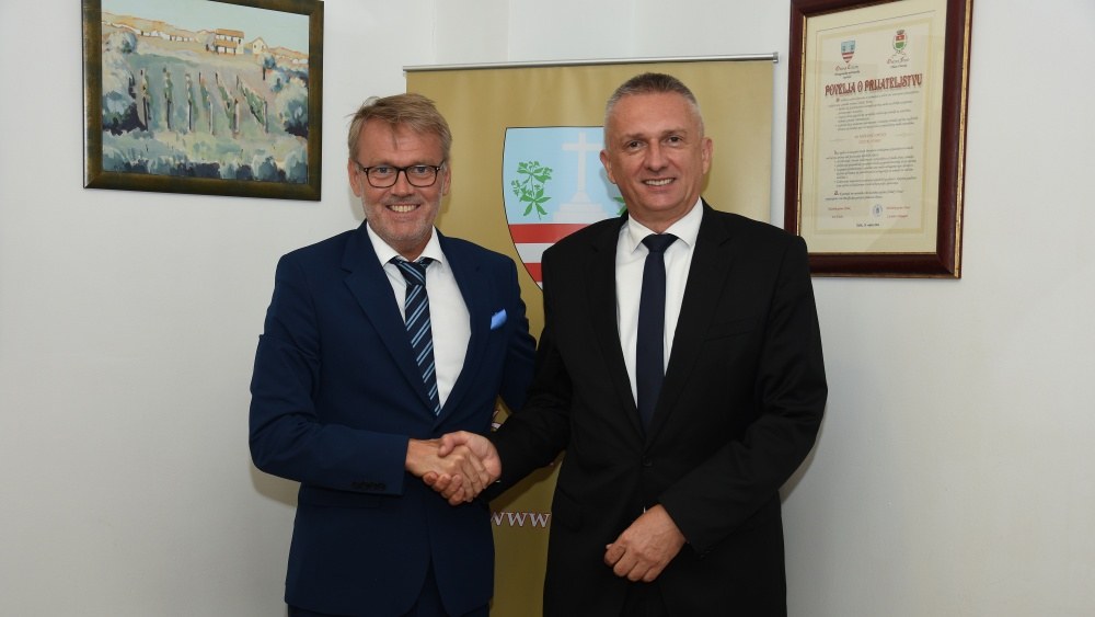 Veleposlanik Kraljevine Norveške u BiH posjetio općinu Čitluk - Općina ...