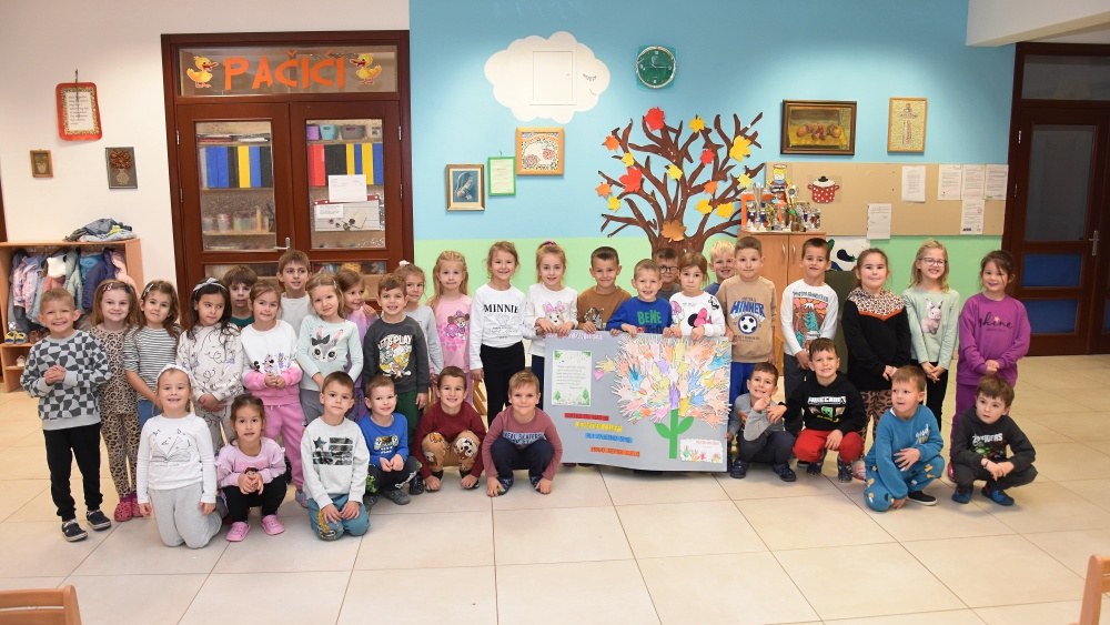 U Dječjem vrtiću Čitluk obilježen Svjetski dan djece | HIP.ba ...